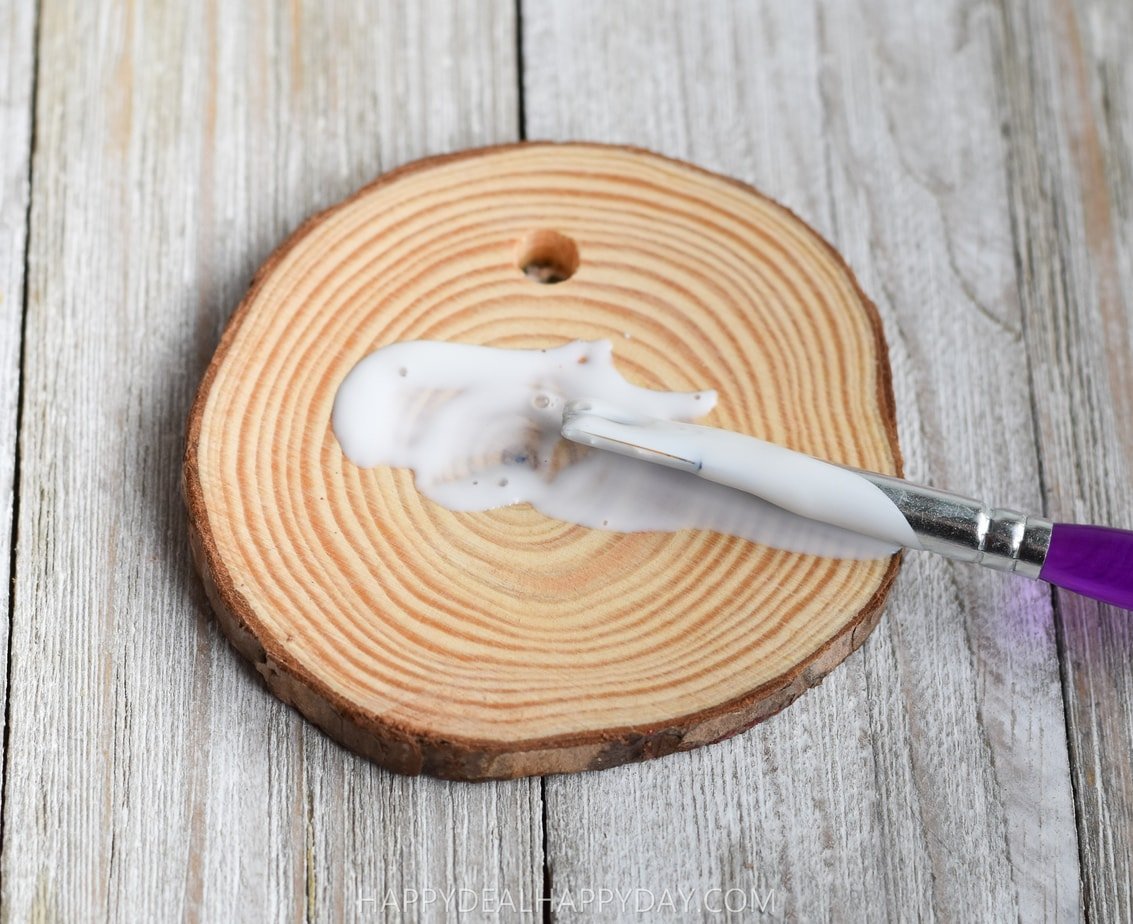 Thrift Store Ornaments: Repurposed Wood Slab Christmas Ornament - Happy ...